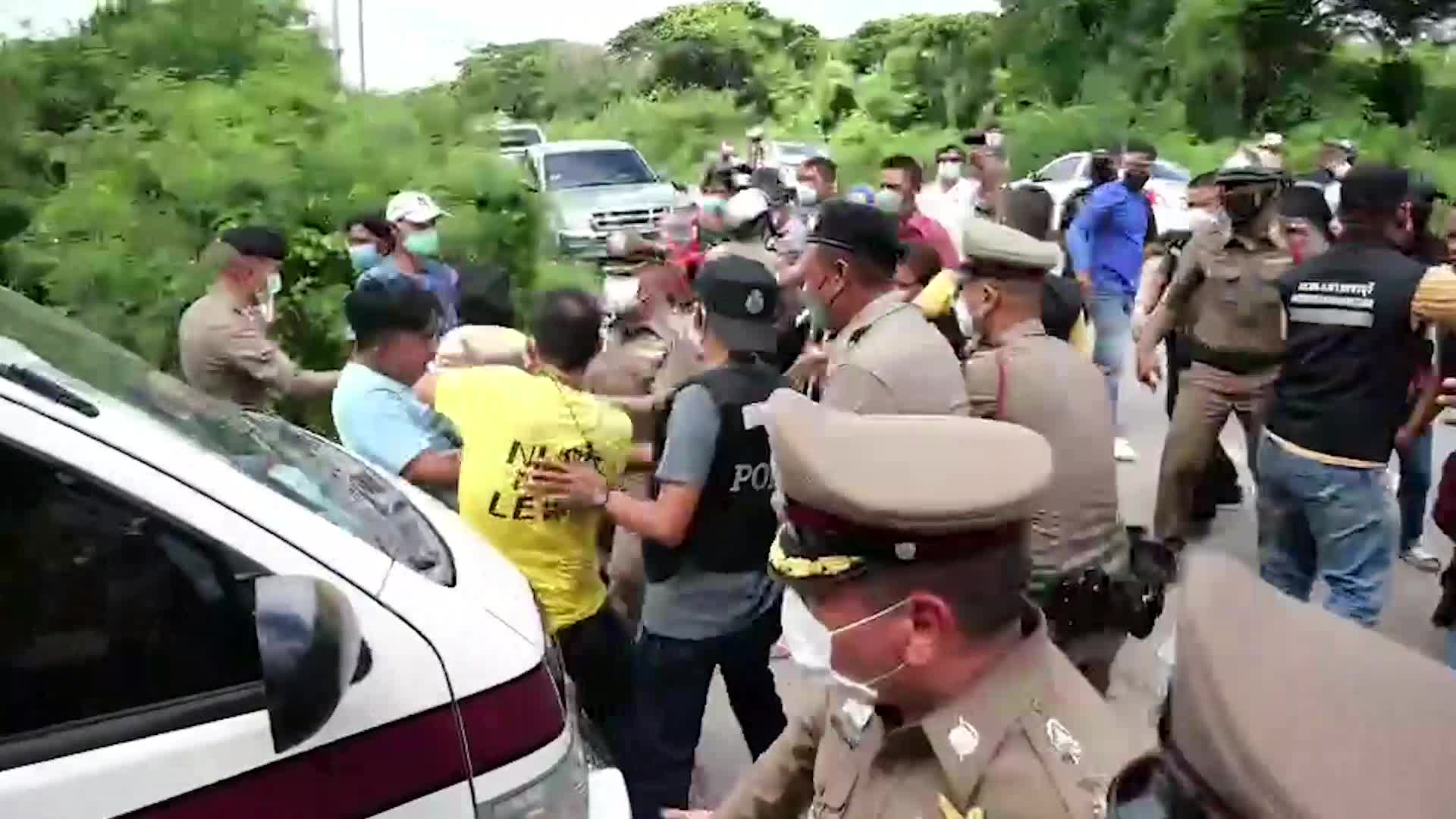 Angry villagers lynch fugitive who 'raped and murder of two teenage ...