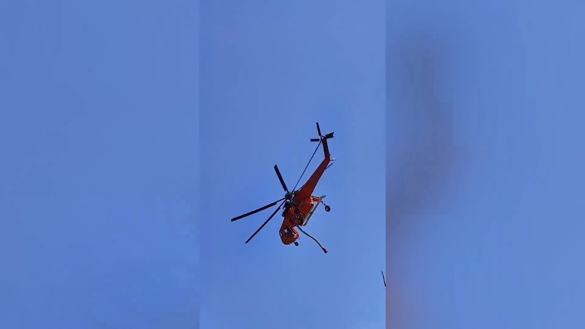 Dashcam captures meteor flying through night sky in the Philippines ...