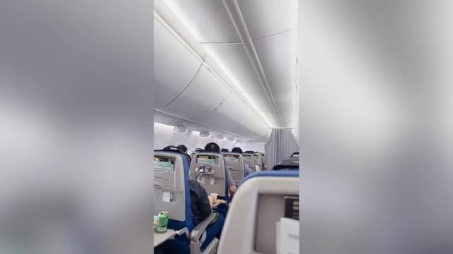 Passengers suffer nosebleeds when Boeing 737 MAX 8 pressure system ...